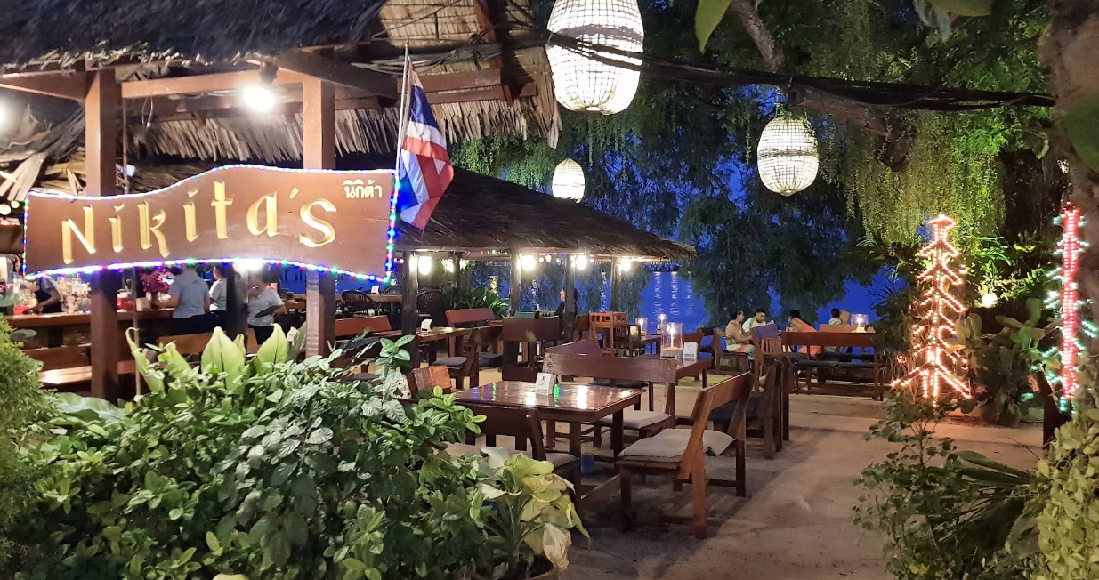 プーケット南端ラワイビーチ沿いの「Nikita’s Beach Restaurant」 | ダイブジャクトプーケットツアー【d.j.p ...